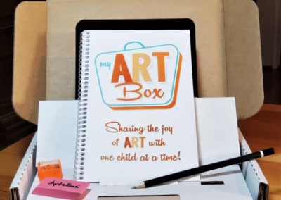 My ART Box - Portable Art Studio with Table-Top Easel
