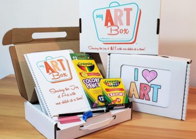 My ART Box - Portable Art Studio with Table-Top Easel